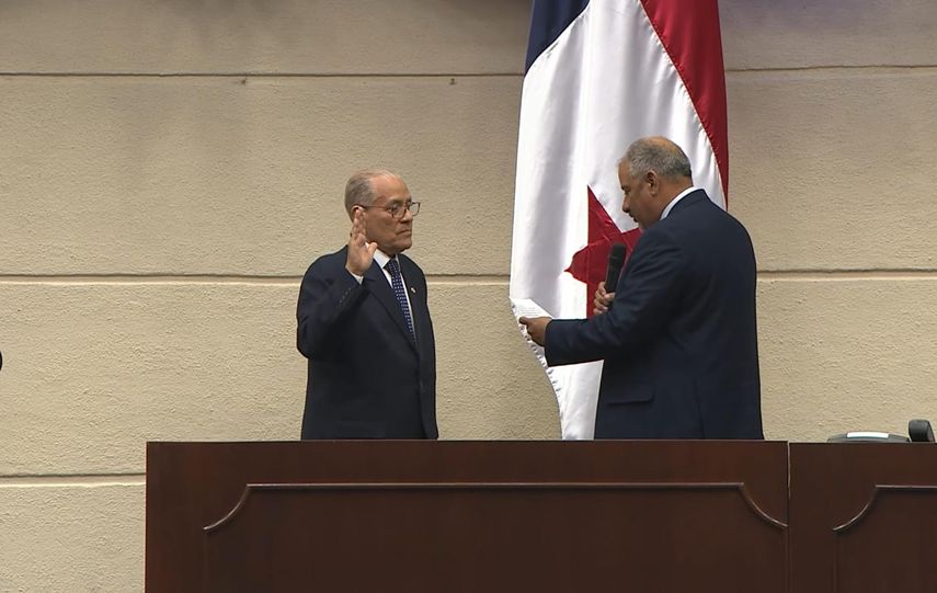 Pleno de la Asamblea Nacional escogió a Omar Castillo como nuevo ...