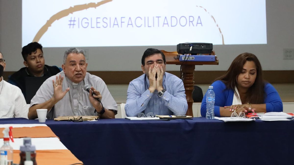 Mesa de Diálogo: Posponen reunión de transición para fase 2