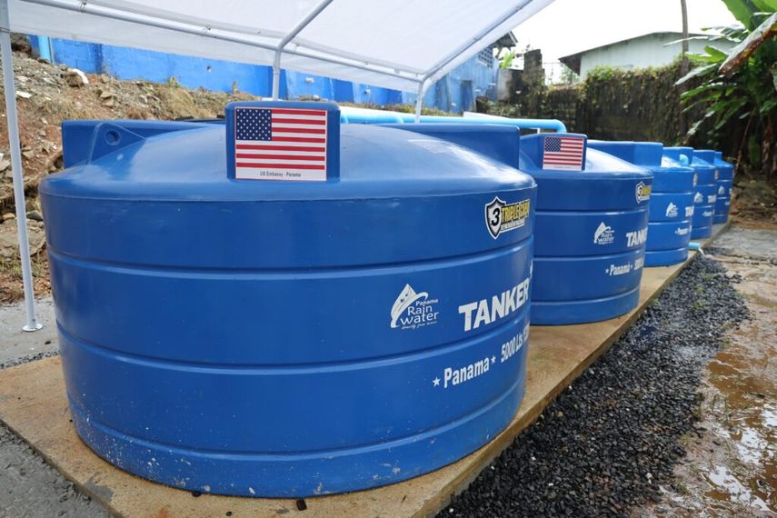 Escuela Gatuncillo de Colón beneficiada con programa Agua en tu Aula