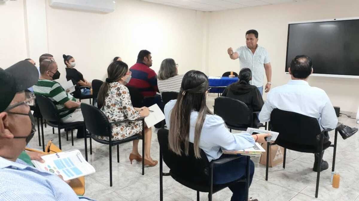 Chiriquí: Trabajadores concluyen programa del Ipel