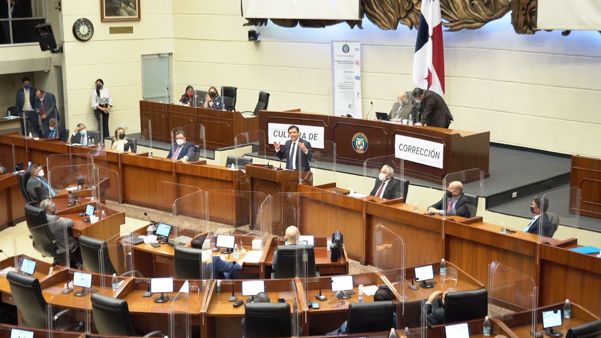 Gerardo Solís defendió su administración y planilla estatal