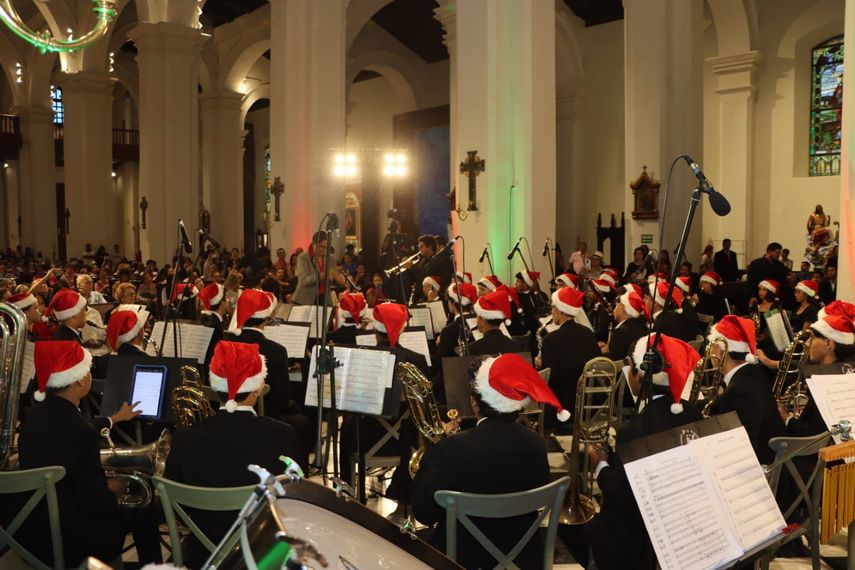 La Banda Sinfónica Nacional de Meduca celebra la Navidad con un gran ...