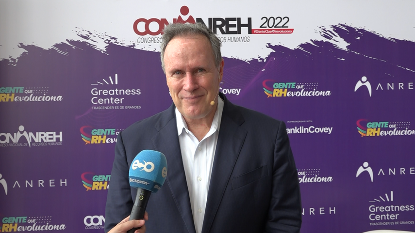 Stephen Covey ha enseñado confianza y liderazgo en 55 países