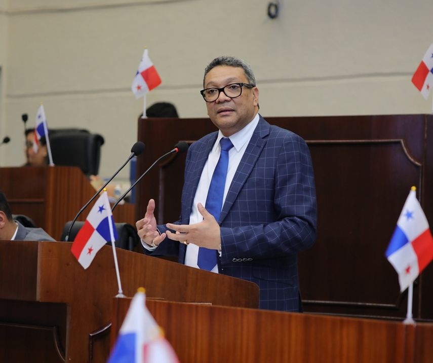 Dino Mon: La edad de jubilación debe subir, es inevitable