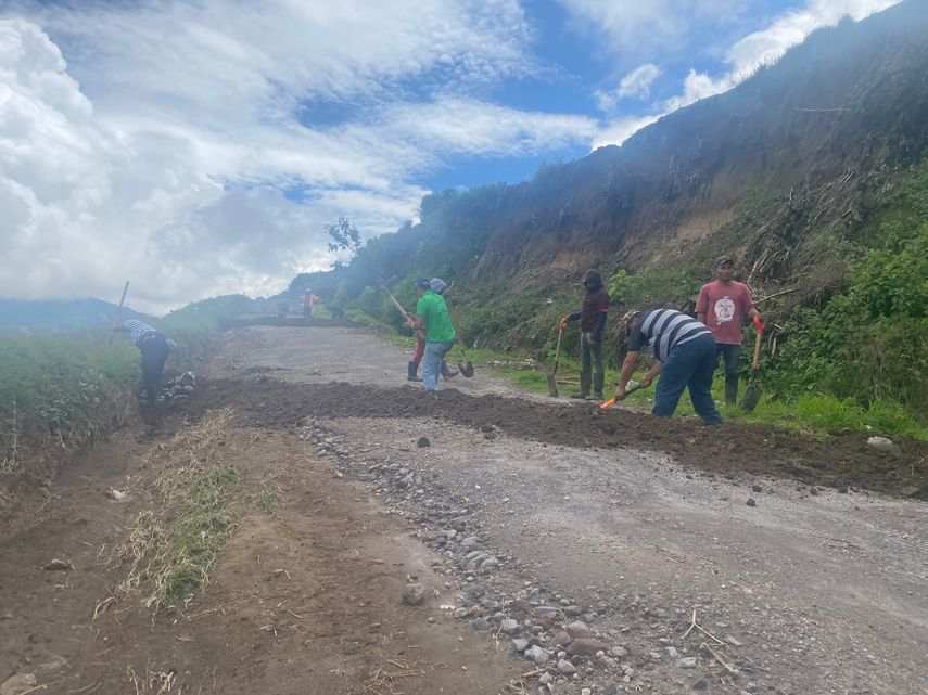 Cerro Punta: Caminos de producción destrozados por lluvias