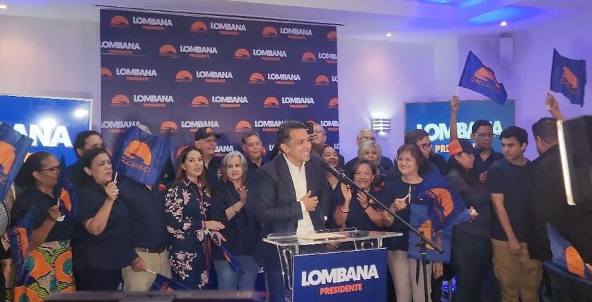 Ricardo Lombana oficializa candidatura presidencial por MOCA