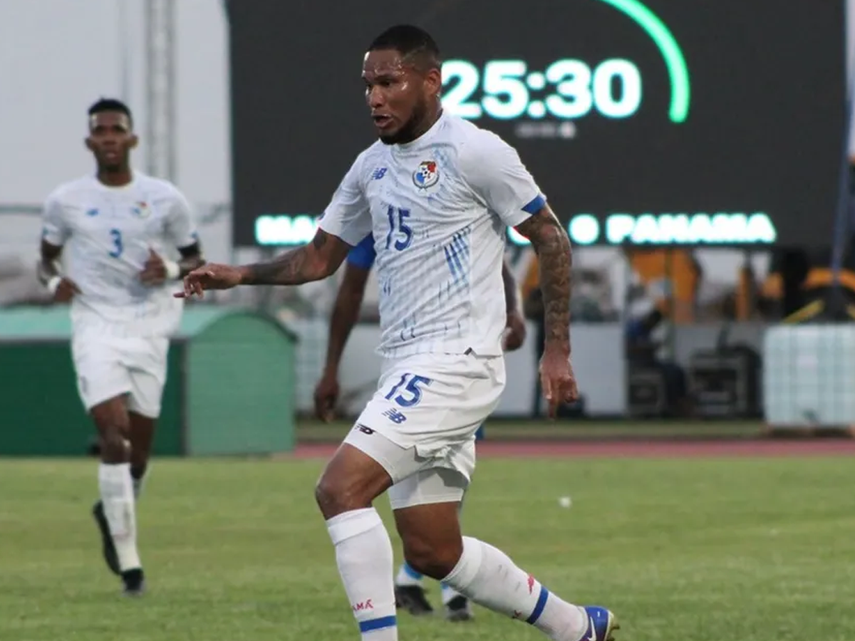 Panamá empata 0-0 con Martinica en el estadio Pierre Aliker