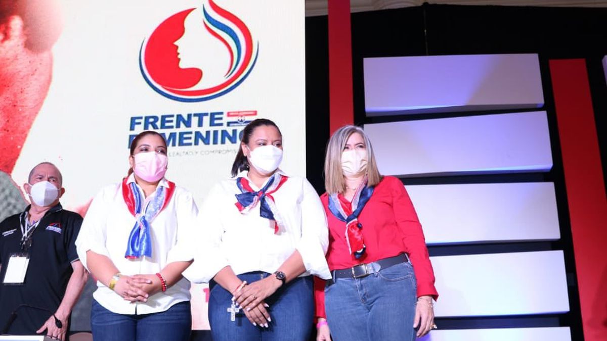 PRD elige a su nueva presidenta del Frente Femenino