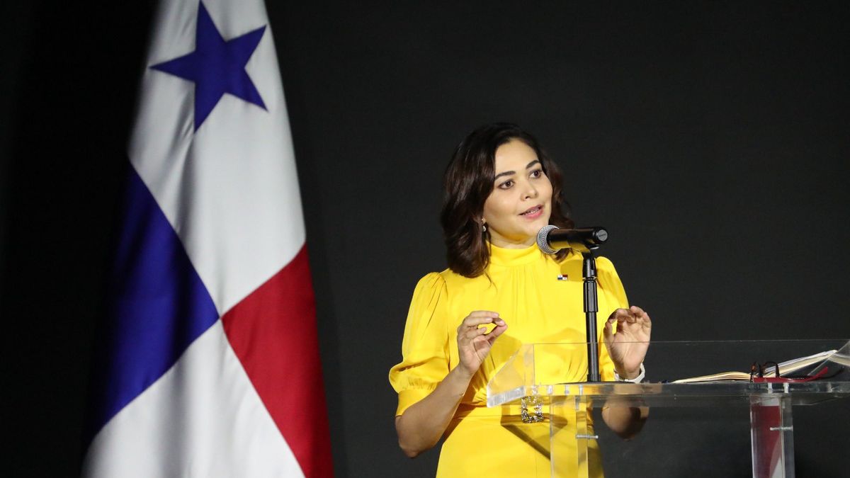 Janaina Tewaney representará a Panamá en cumbre de México