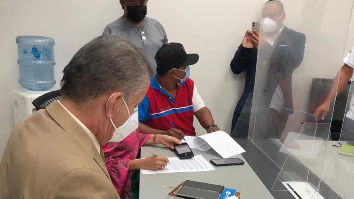 ETESA y sindicato superan diferencias y sellan acuerdo