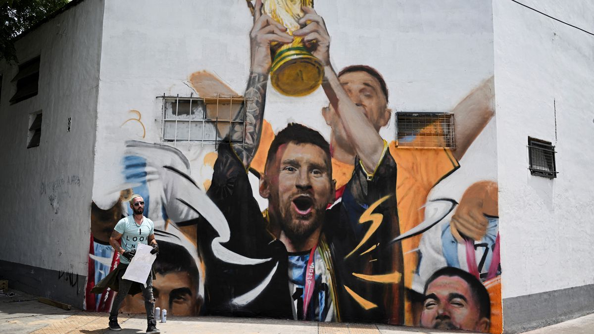 Argentina: Mural inmortaliza a Messi con la Copa del Mundo