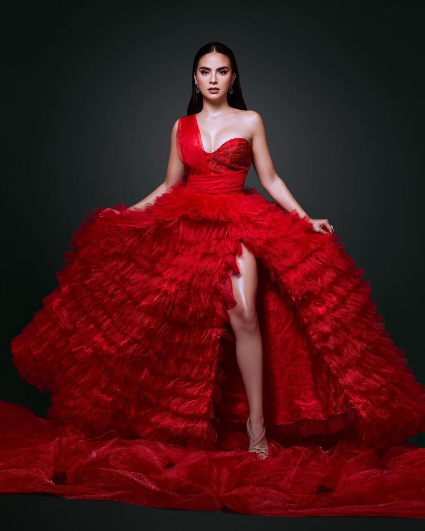 Calle Abajo de Las Tablas presenta a su reina 2025, Sofía Gabriela Ureña