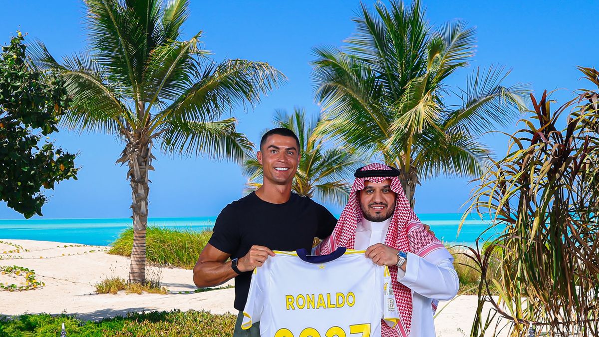 Cristiano Ronaldo renueva con su equipo Al-Nassr hasta 2027