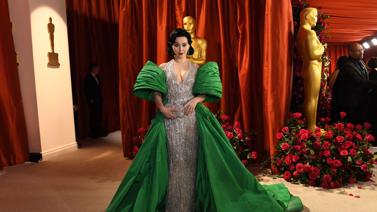 Oscar: Fan Bingbing y Sofia Carson deslumbran en alfombra