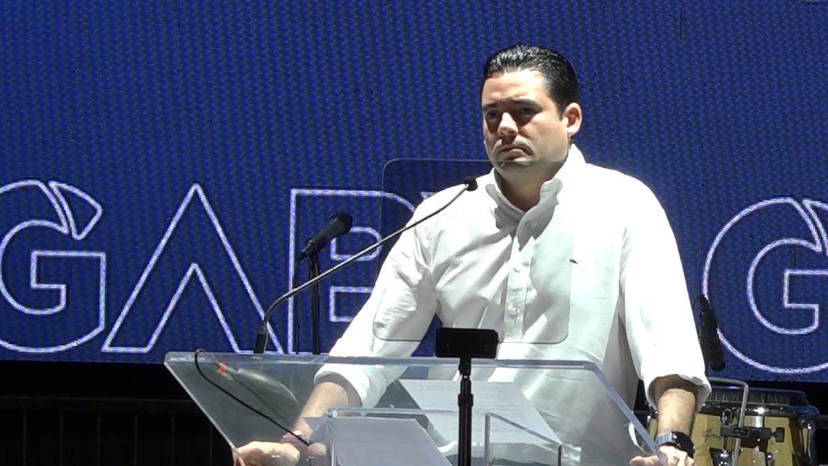 Carrizo lanza su precampaña presidencial