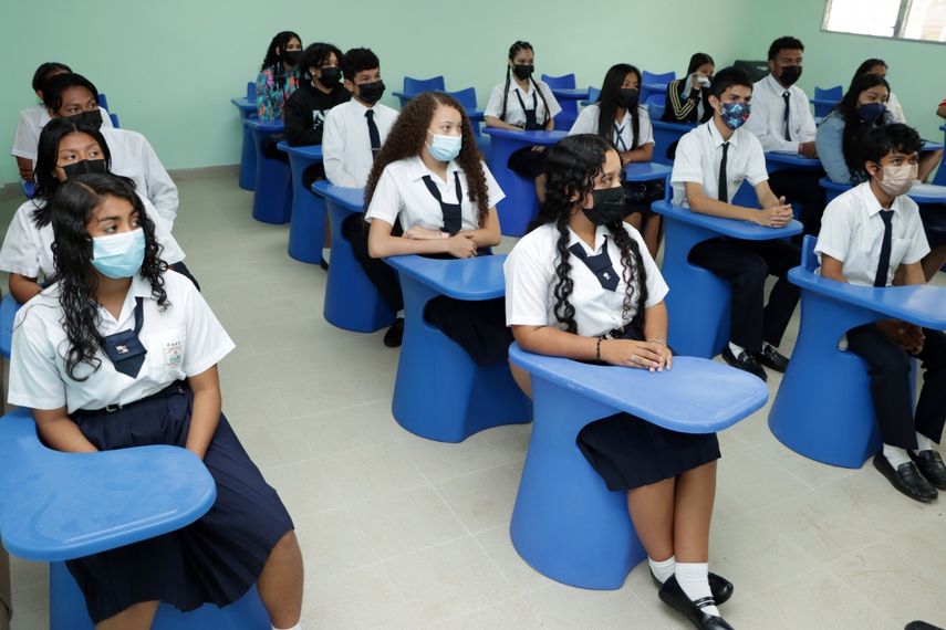 Meduca: 14,000 estudiantes han migrado a sector oficial