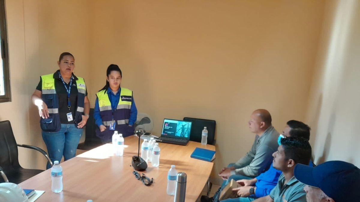 Mitradel capacita a trabajadores en salud y seguridad