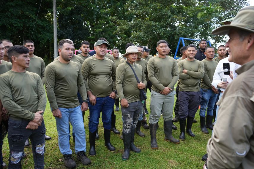 MiAmbiente lanza primer curso de adiestramiento para guardaparques en ...