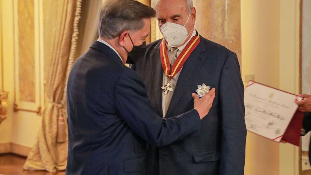 Cortizo reconoce aporte al país del Dr. Ceferino Sánchez