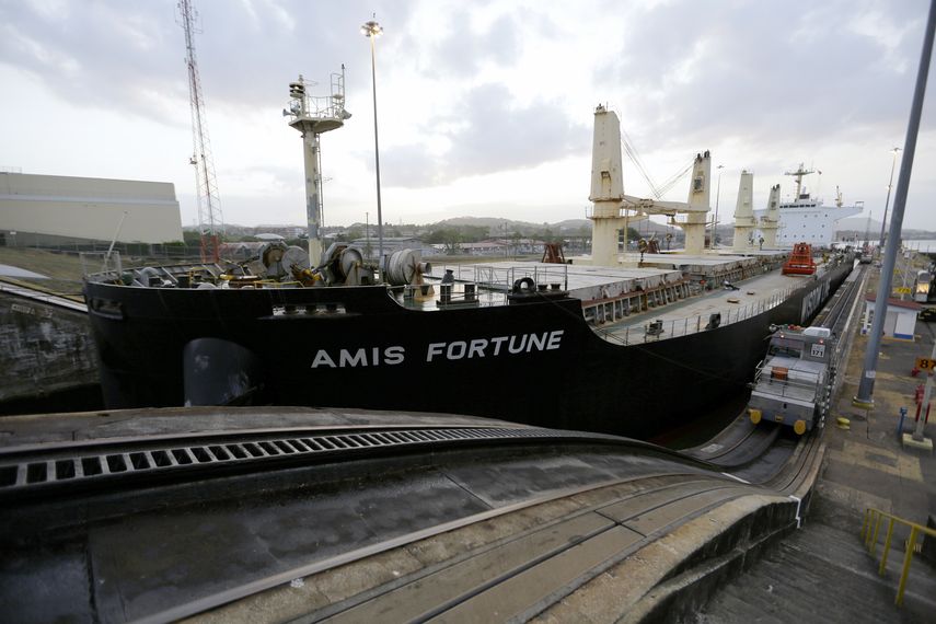 Canal De Panamá Aumenta A 27 Los Tránsitos Diarios