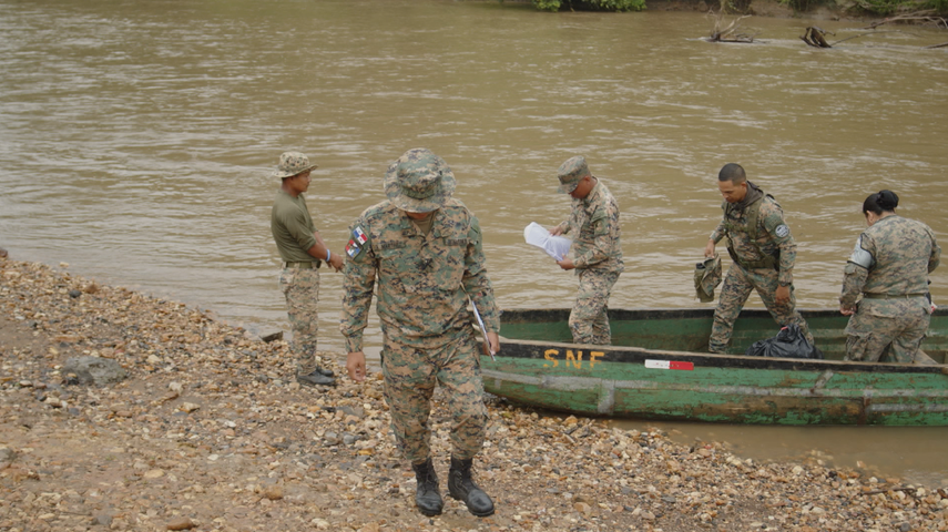 Senafront refuerza controles contra traficantes en Darién