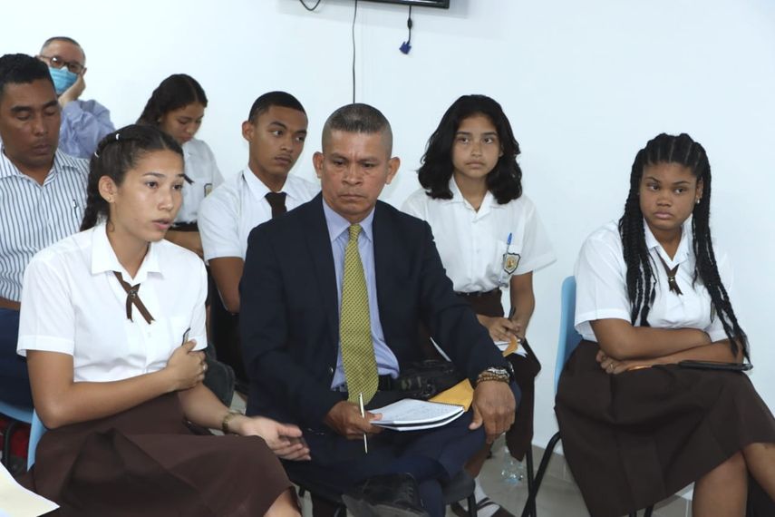 Meduca y comunidad del Moscote logran acuerdos