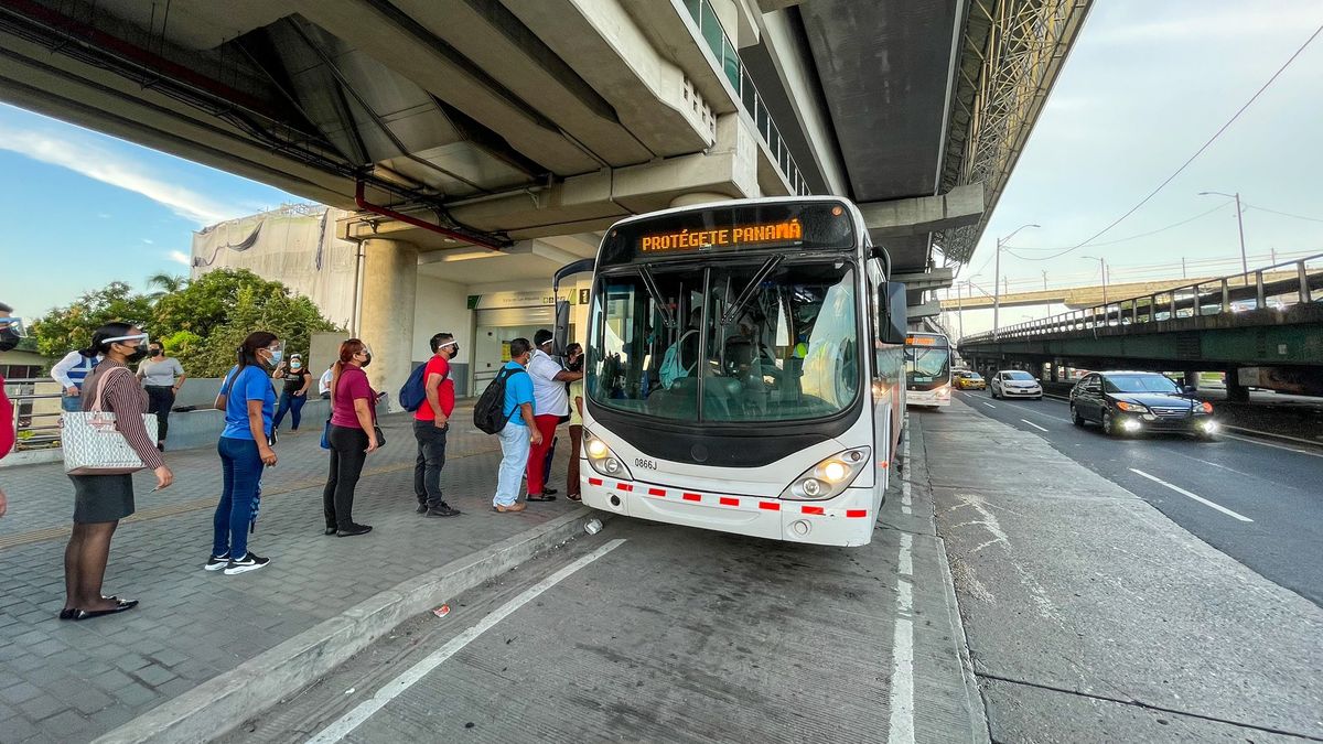 MiBus presenta el proyecto de Bus de Tránsito Rápido (BTR)