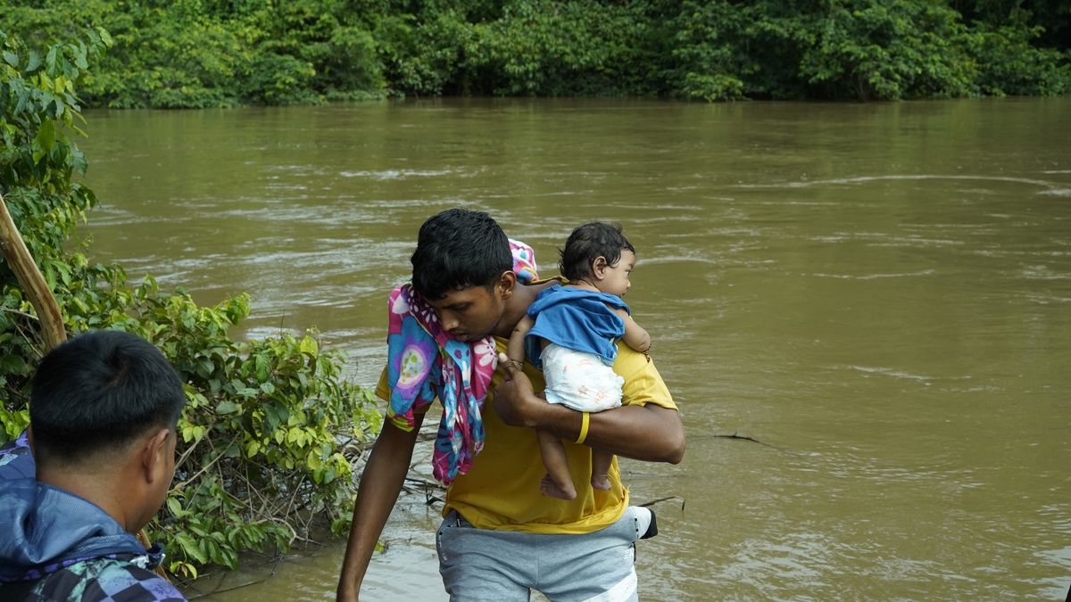 Migrantes enfrentan dificultades tras cruzar el Darién