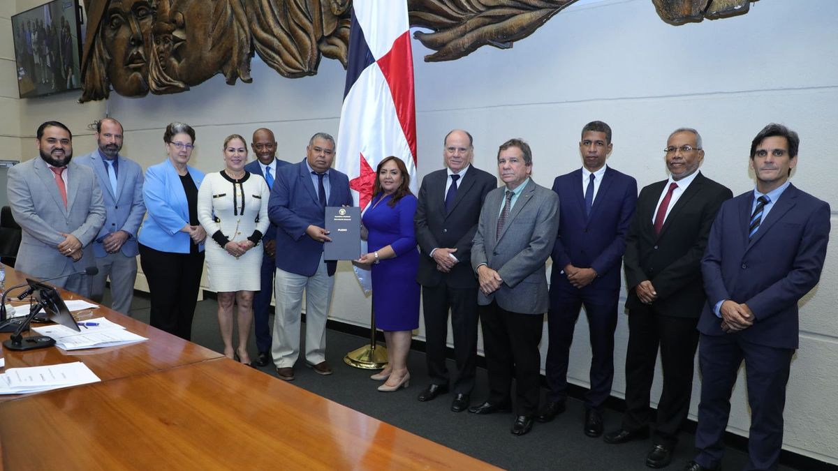 Rutilio Villarreal es ratificado en Asamblea como nuevo director del IDAAN